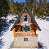 Planinske kuće TARSKA JUTRA - SMEŠTAJ NA TARI - Vikendice, apartmani ...